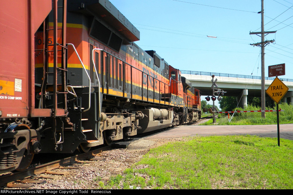 BNSF 1055
